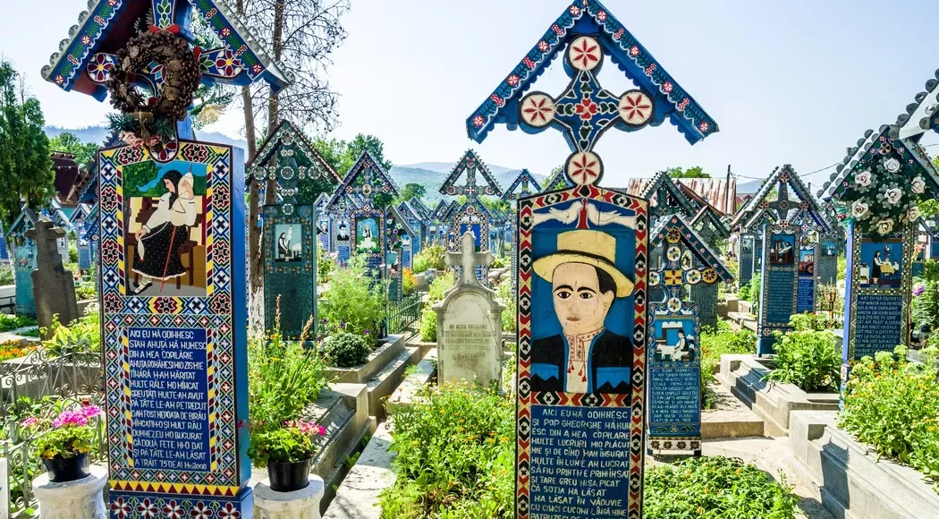 Ποιός κυβερνά αυτό το τόπο? Το Κ.Κ.Ε είπε ένας παπάς.... | Allgood.gr